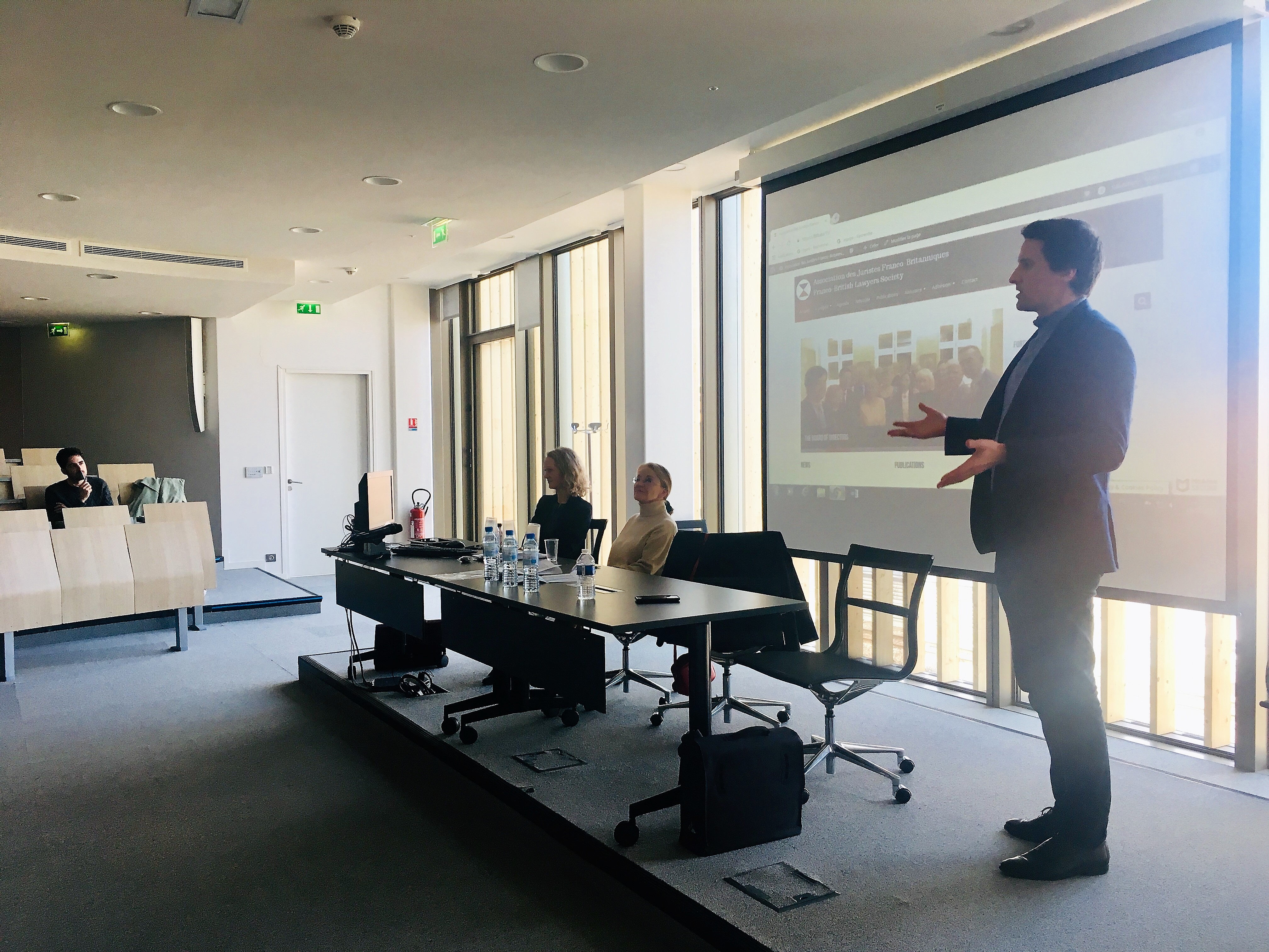 Présentation de l’AJFB et du programme d’échange entre le Barreau de ...